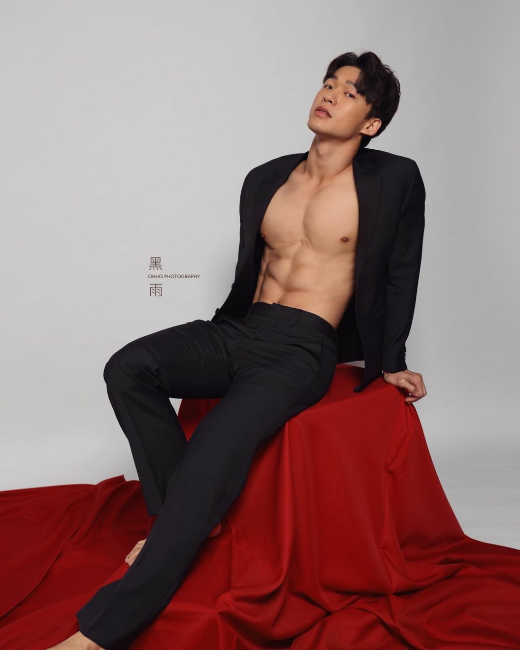 เปิดวาร์ป yilianboy นายแบบหนุ่มหล่อจาก แดนมังกร ที่พร้อมผงาดฟาดทุกสายตา!!