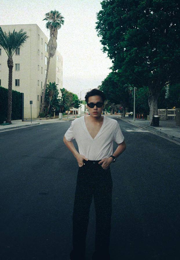 เจมมี่เจม ธีรดนย์ นักแสดงหนุ่มหล่อออร่าจับ มากความสามารถ