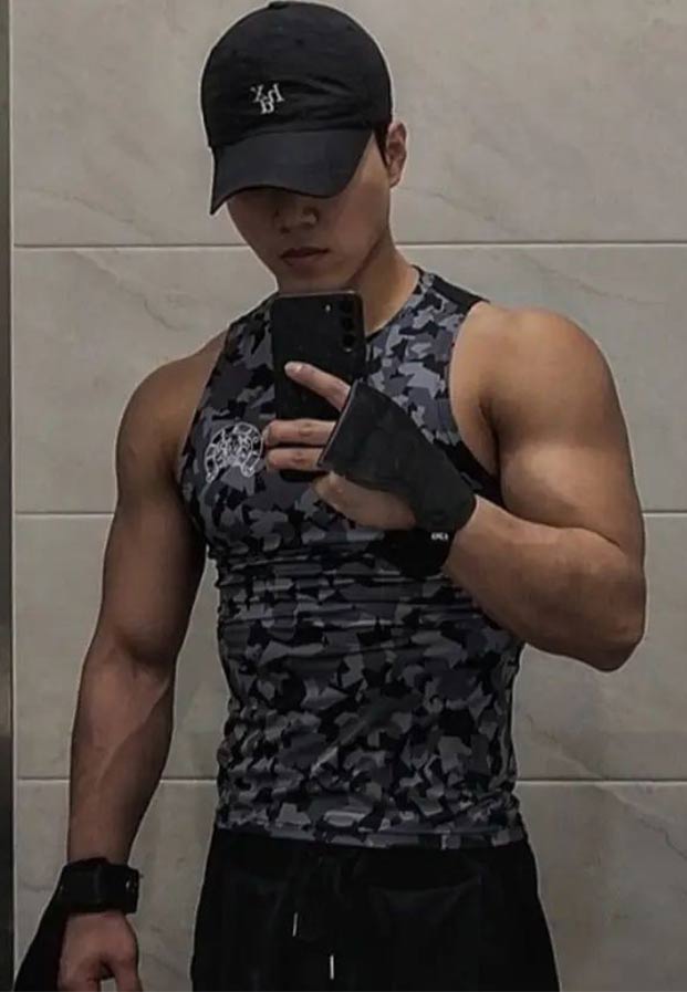 Choi Jun Ho เน็ตไอดอลหนุ่มจากแดนโสมขาว หนุ่มหล่อหุ่นแซ่บ