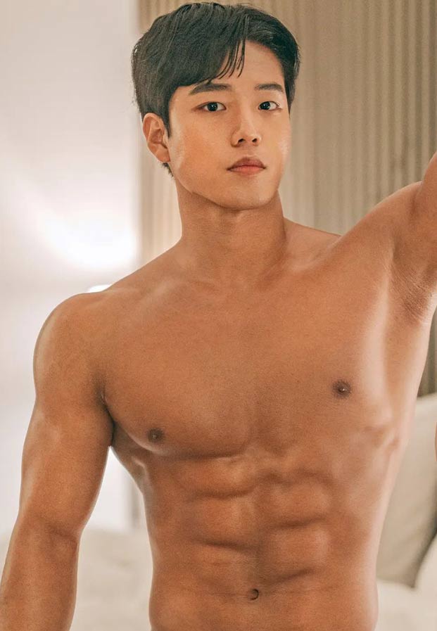Choi Jun Ho เน็ตไอดอลหนุ่มจากแดนโสมขาว หนุ่มหล่อหุ่นแซ่บ