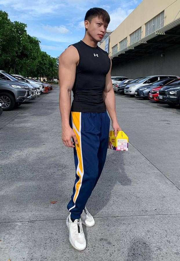 Hawkin Madrid หนุ่มงานดี กล้ามแน่น เป้าตุงสุดแซ่บ