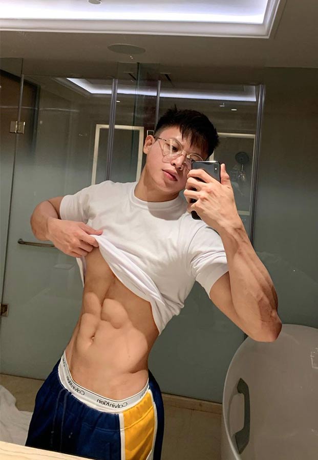 Hawkin Madrid หนุ่มงานดี กล้ามแน่น เป้าตุงสุดแซ่บ