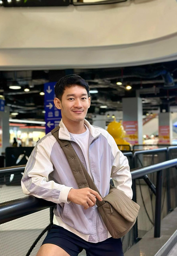 Alex Narak เปิดวาร์ปนายแบบหล่อใส เป้าใหญ่ ซิกแพคแน่นน่าลูบมาก!!