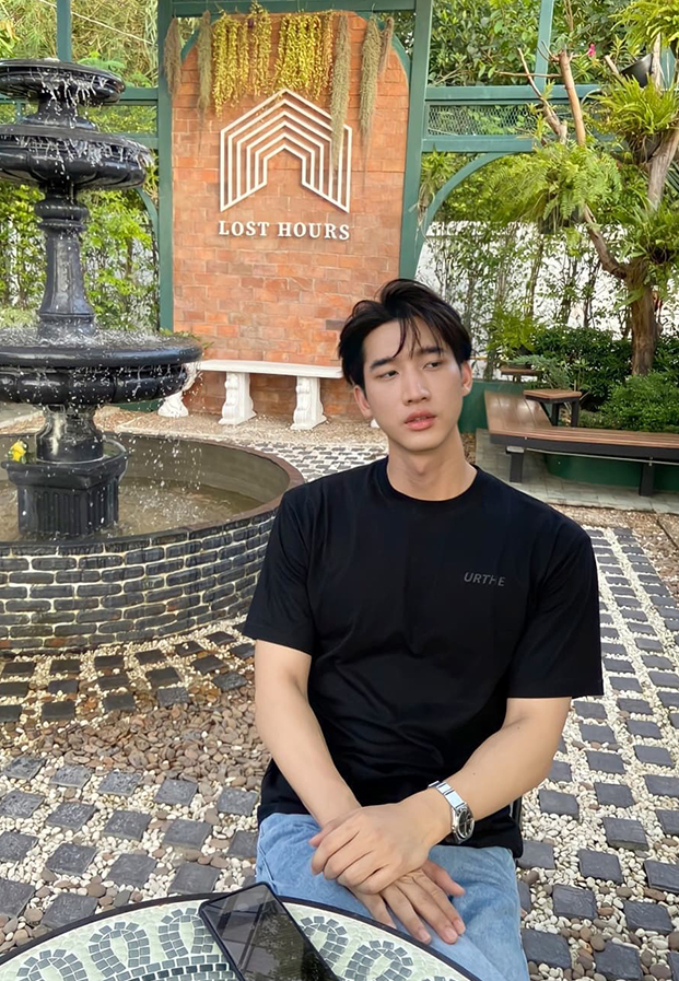 Noh Thongpaseuth เปิดวาร์ปนายแบบ กล้ามโต หล่อแซ่บสะกดสายตา!!