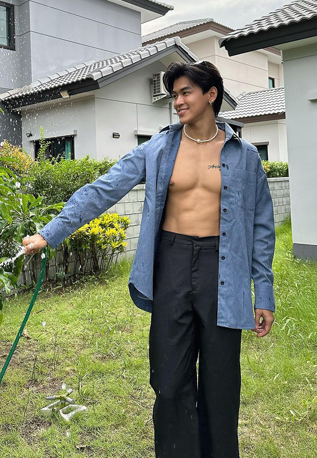 Film Jirayu เปิดวาร์ปหนุ่มหล่อ กล้ามโต ฮอตมากจากรายการ The Face!!