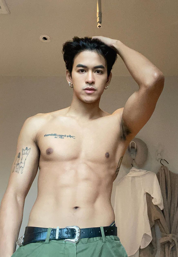 Film Jirayu เปิดวาร์ปหนุ่มหล่อ กล้ามโต ฮอตมากจากรายการ The Face!!