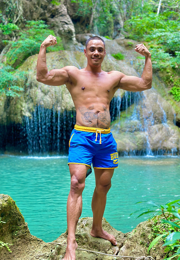 Mr RaFa เปิดวาร์ปหนุ่มหล่อ เน็ตไอดอลสายโชว์เสียว ปลุกใจเร้าอารมณ์!!