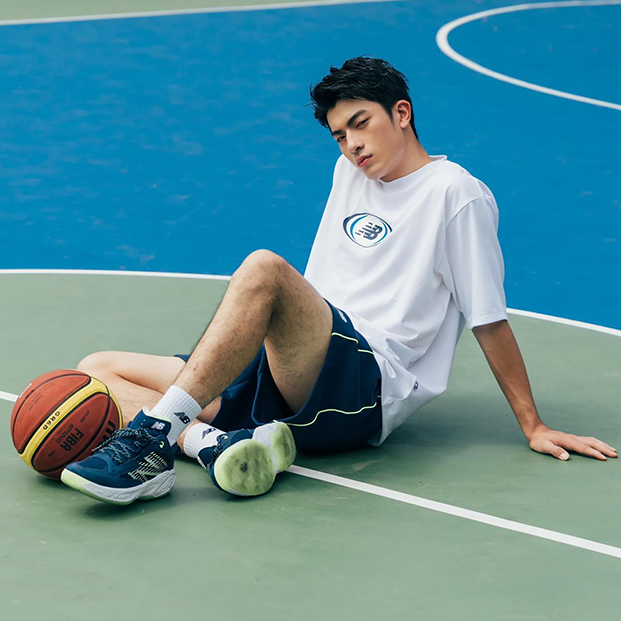 DK Huang เปิดวาร์ปหนุ่มหน้าใส ขวัญใจสาวๆ หล่อแซ่บจนต้องมนต์!!