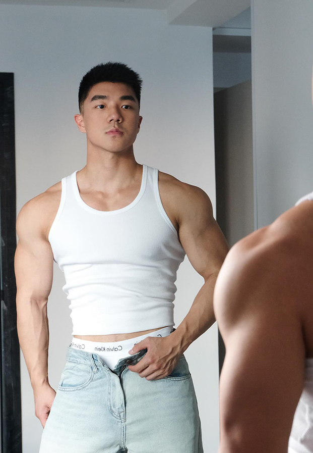 Henry Kong เปิดวาร์ปหนุ่มหล่อชาวจีน หล่องานดี แซ่บพราวเสน่ห์มาก!!