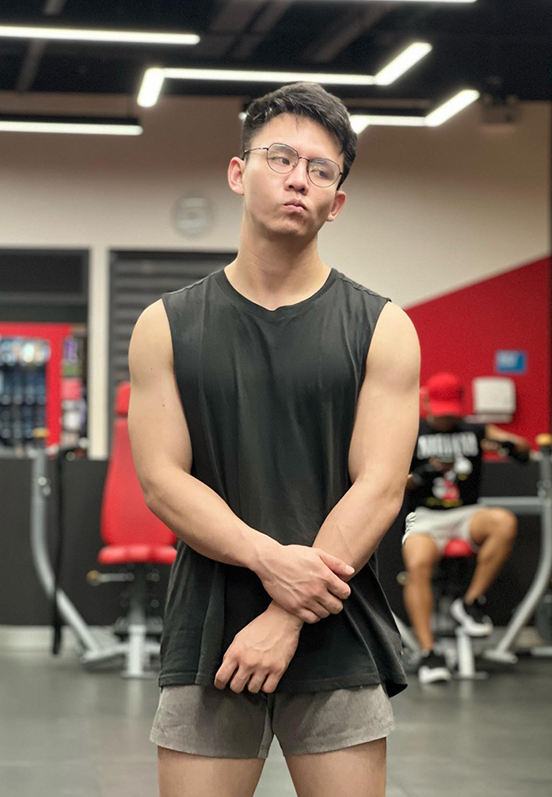 Anthony Zhao เปิดวาร์ปหนุ่มหล่อ กล้ามฟิตแน่นทุกมัด ดีกรีนายแบบ!!