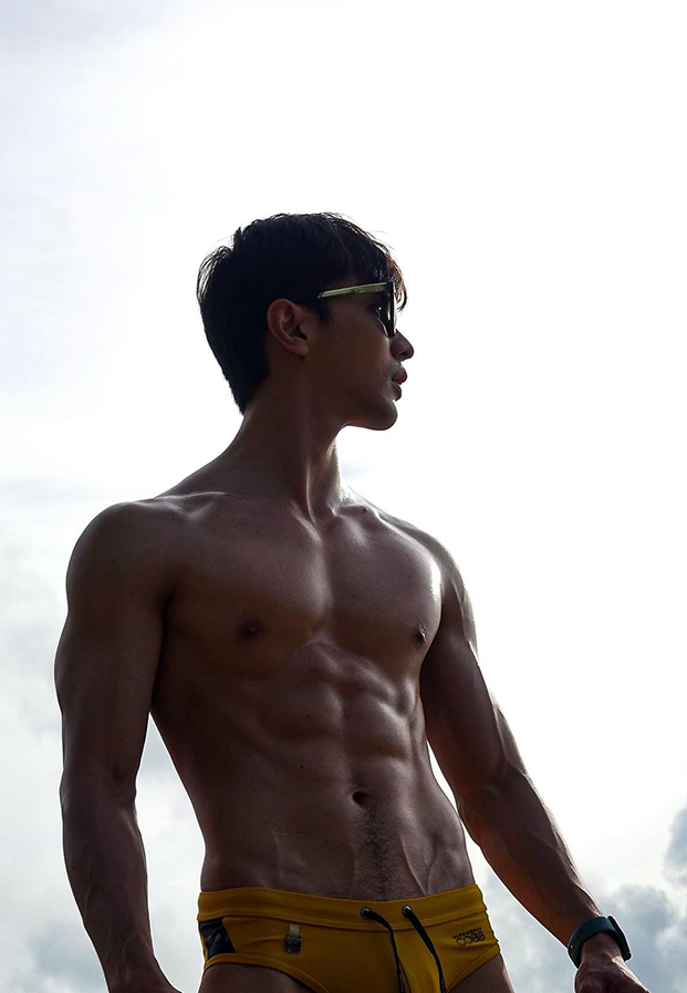 Nat Thewphaingam เปิดวาร์ปนักร้อง นายแบบดัง กล้ามชัดสายแซ่บ