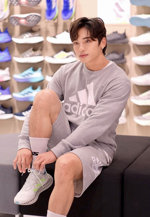 Visal Top เปิดววาร์ปดาราหนุ่มหล่อ นักแสดงสุดฮอต ชาวแคมโบเดีย
